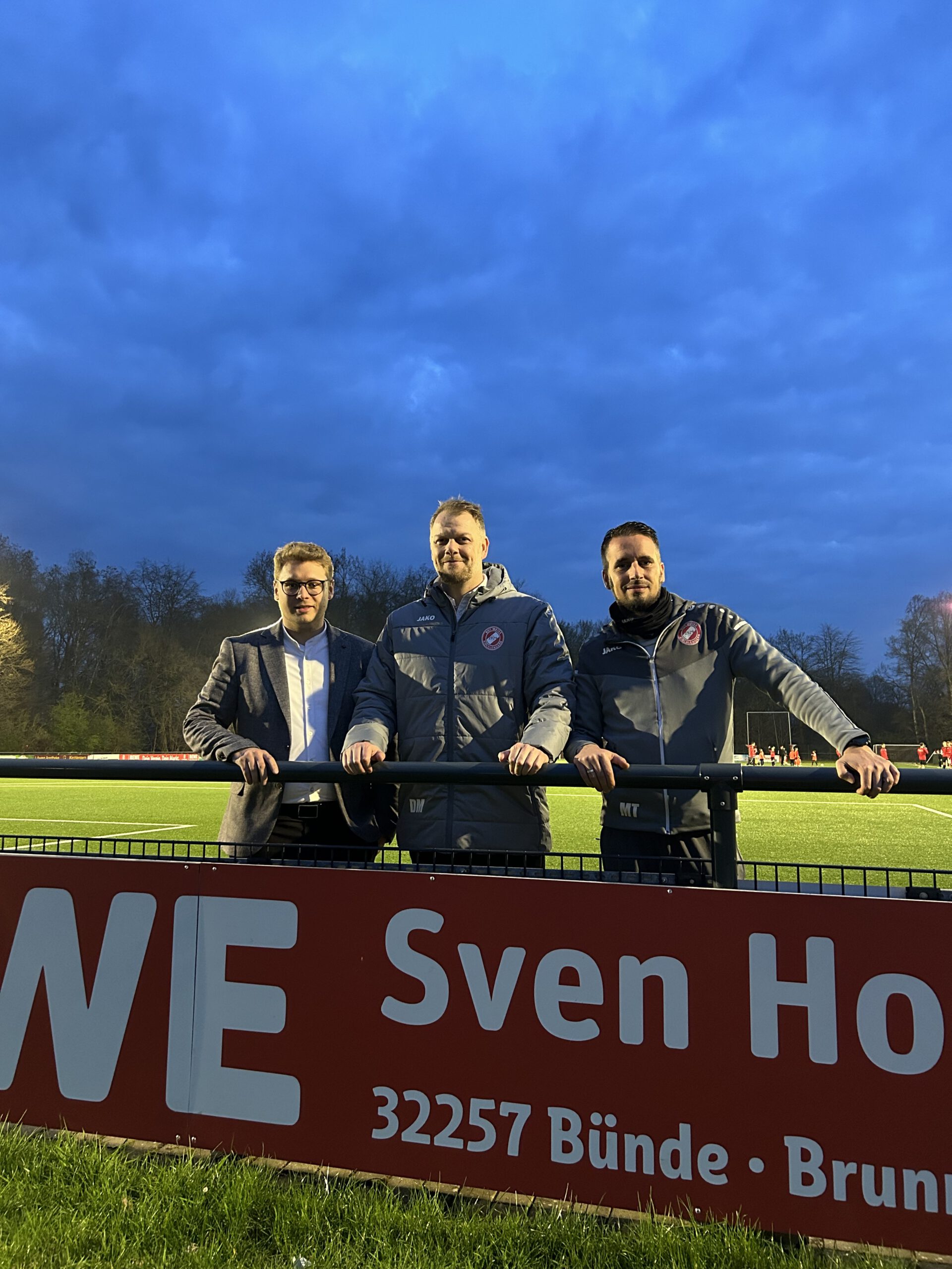 Alle Teams besetzt: Unsere Nachwuchs-Trainer 2024/25 – FC Rot-Weiß ...